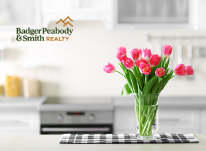 Pro Tips for Living Room Staging Before Listing | Badger Peabody & Smith Realty